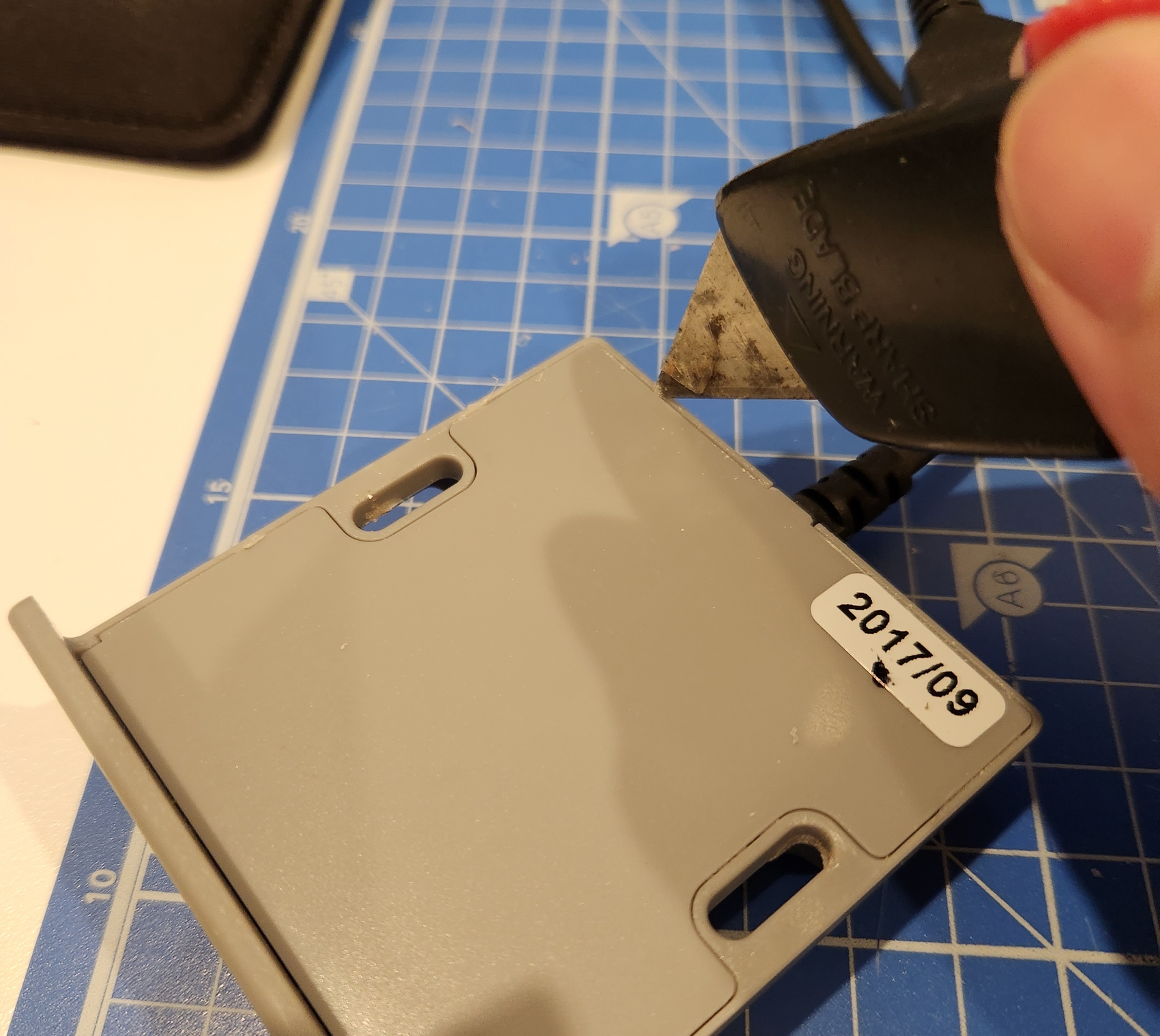 IKEA Bekant Standing Desk Mods – Calvin Bui